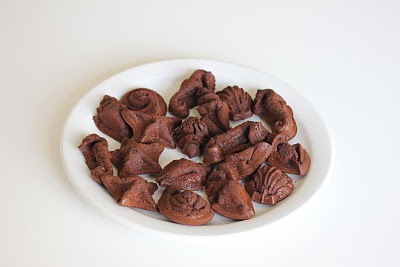 Chocolate Mochi Seashells - Kirbie's Cravings