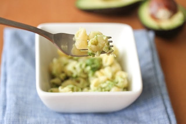 One Bowl Avocado Macaroni and Cheese - Kirbie's Cravings
