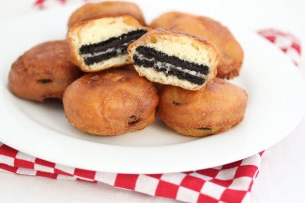 Fried Oreos - Kirbie's Cravings