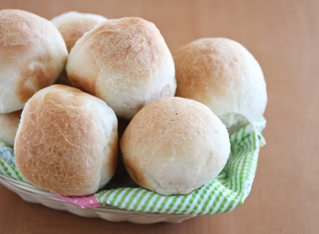 One Hour Dinner Rolls - Kirbie's Cravings