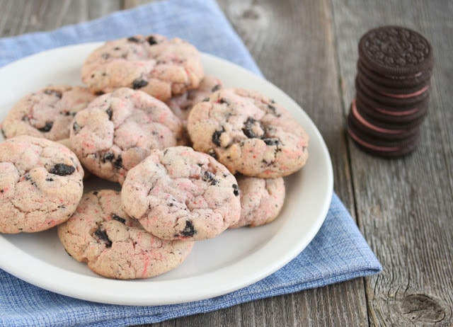 Berry Cookies and Cream Cookies - Kirbie's Cravings
