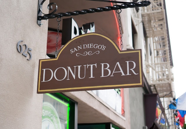 Donut Bar - Kirbie's Cravings