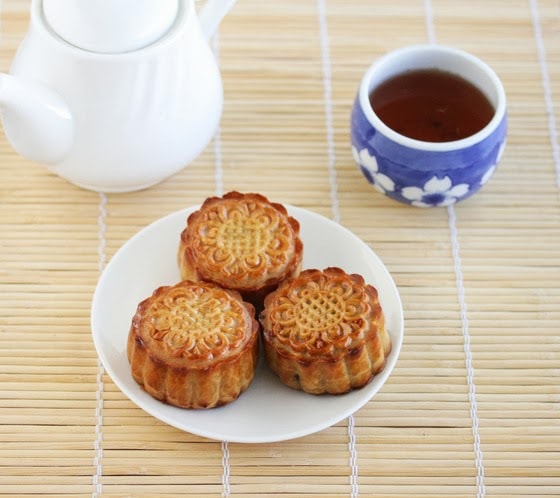 How to Make Traditional Mooncakes - Kirbie's Cravings