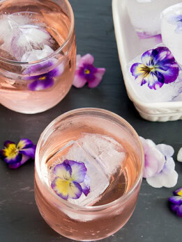 How to Make Flower Ice Cubes: Stunning DIY Drinks Decoration Tips – buzzlyo