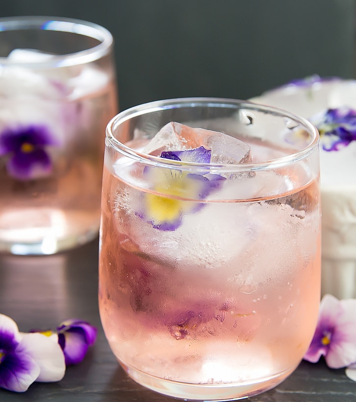 Edible Flower Ice Cubes - Kirbie's Cravings