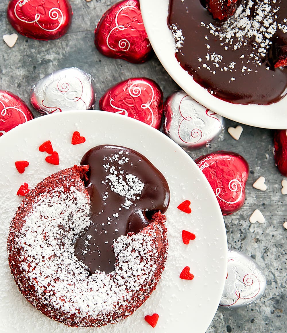 Red Velvet Molten Lava Cakes - Kirbie's Cravings