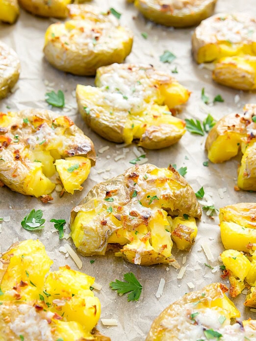 How to Make Smashed Potatoes - Kirbie's Cravings