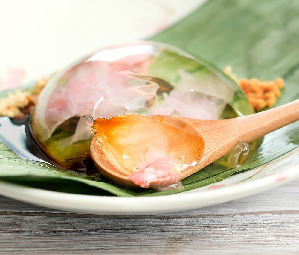 Cherry Blossom Raindrop Cake (Mizu Shingen Mochi) - Kirbie's Cravings