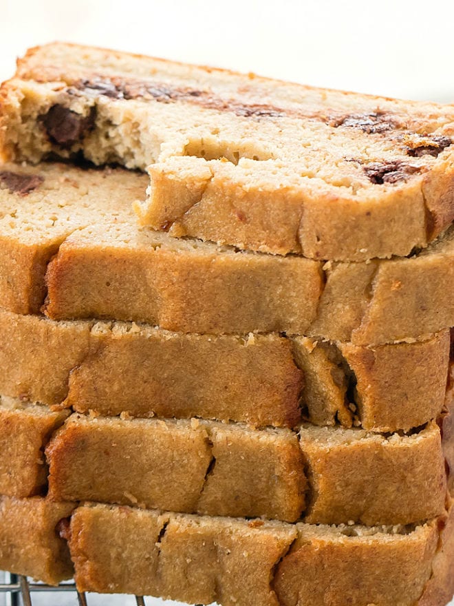 Flourless Banana Bread (no flour, butter or oil) - Kirbie's Cravings