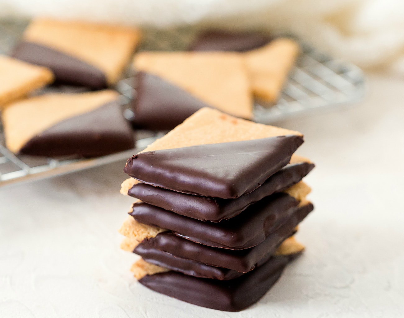 2 Ingredient Healthy Shortbread Cookies (No Butter, White Flour, Eggs ...
