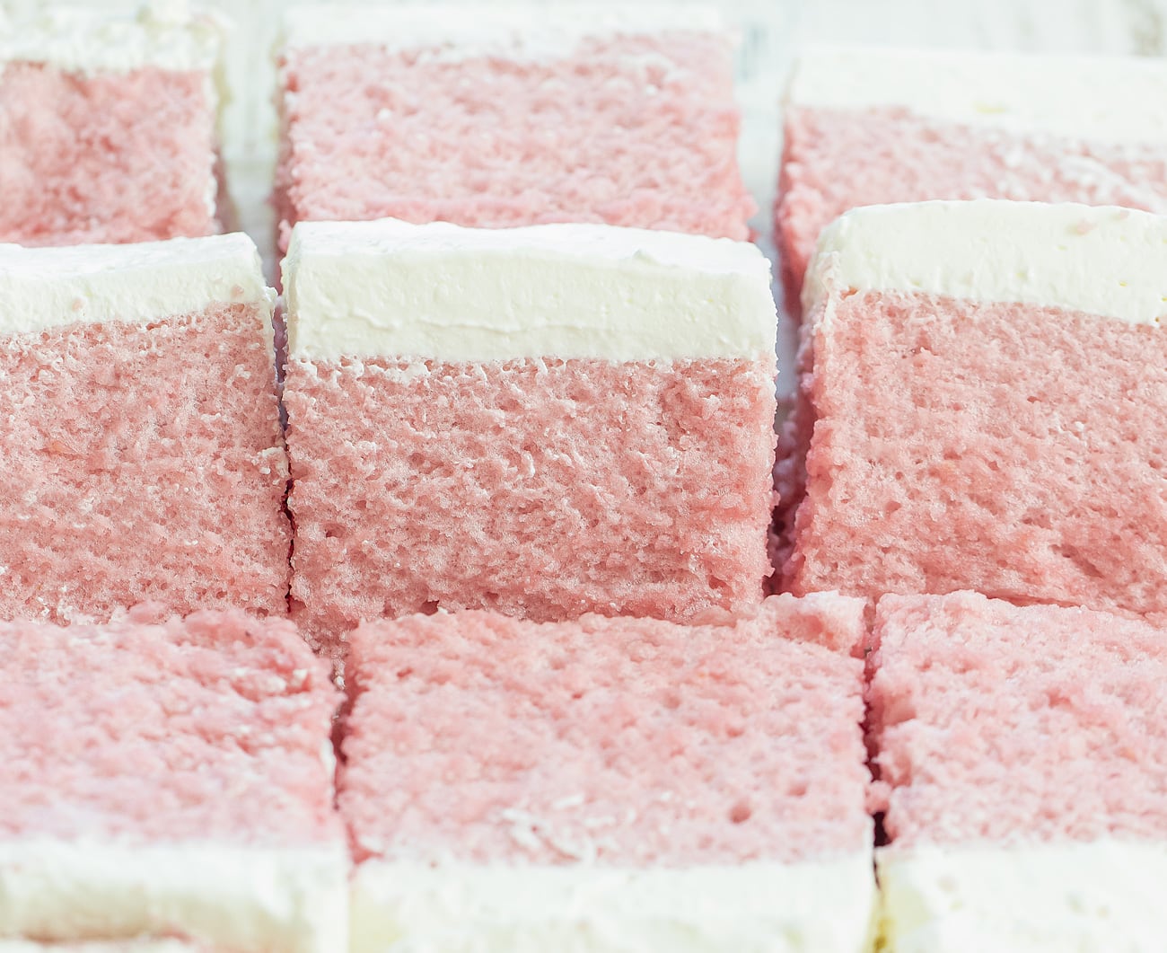 2 Ingredient No Bake Berry Cloud Cake (No Flour, Eggs, Sugar, Butter or Oil) - Kirbie's Cravings