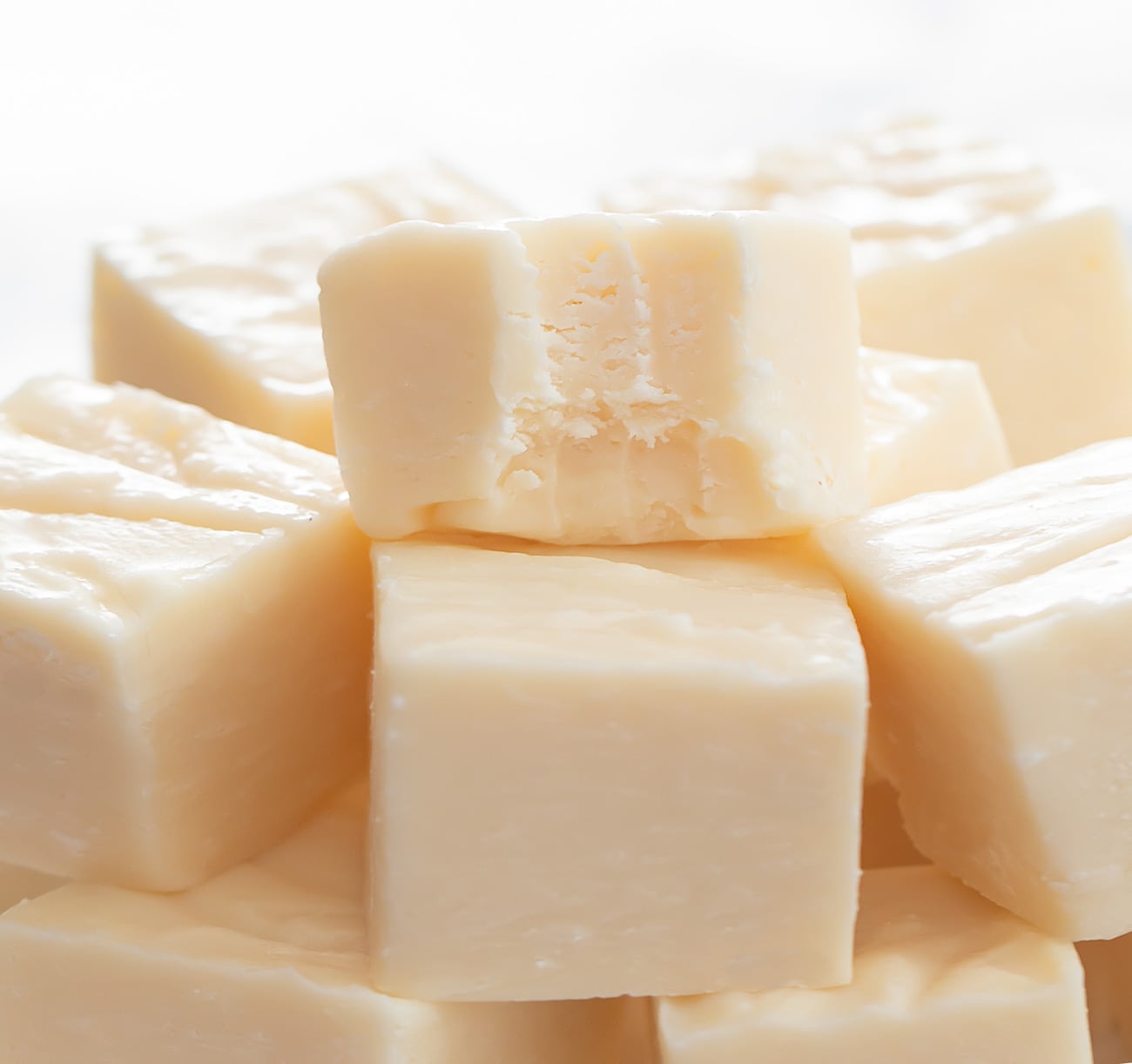 2 Ingredient White Chocolate Fudge - Kirbie's Cravings