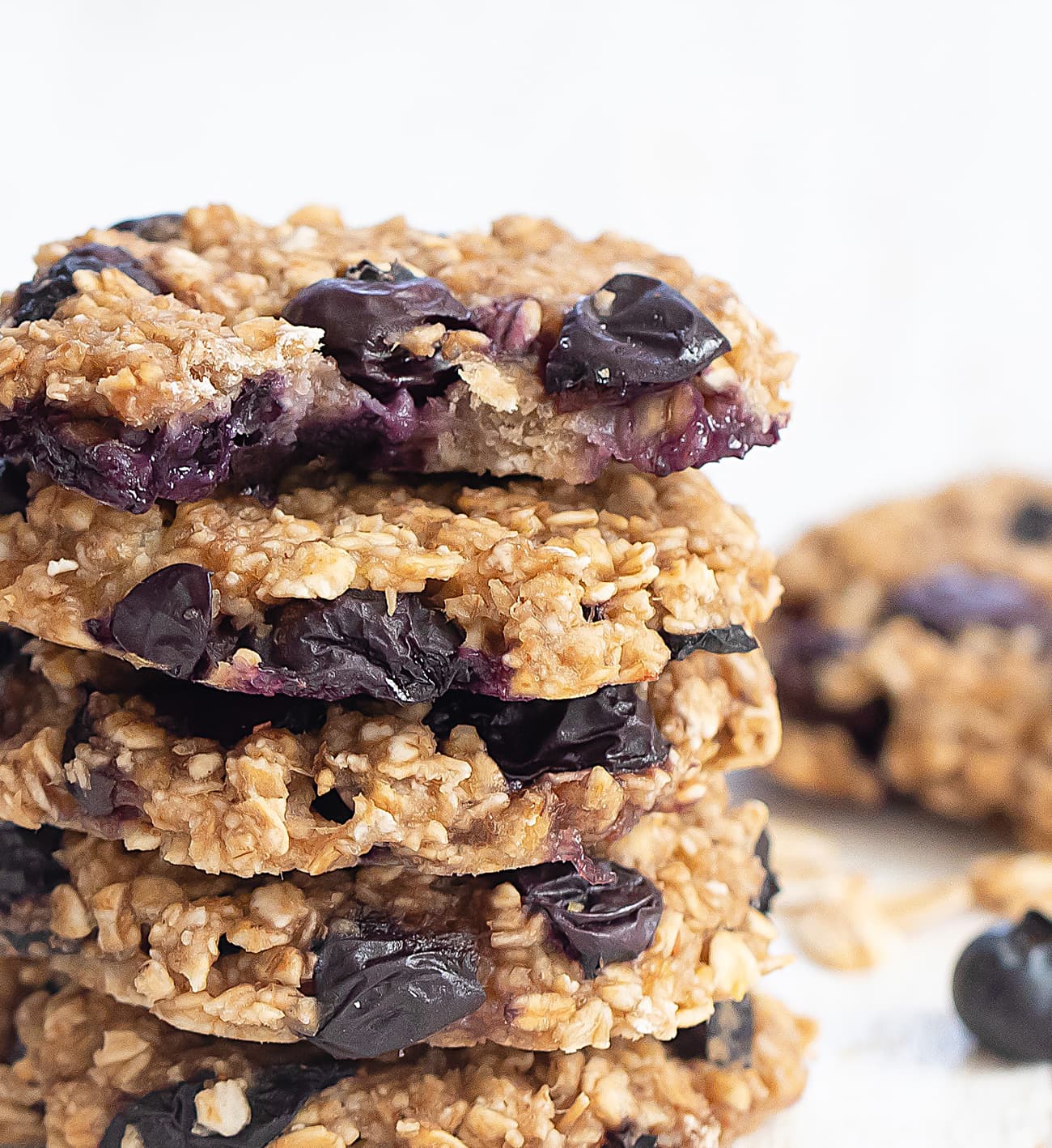 3 Ingredient Blueberry Oatmeal Cookies (No Flour, Eggs, Added Sugar, or ...