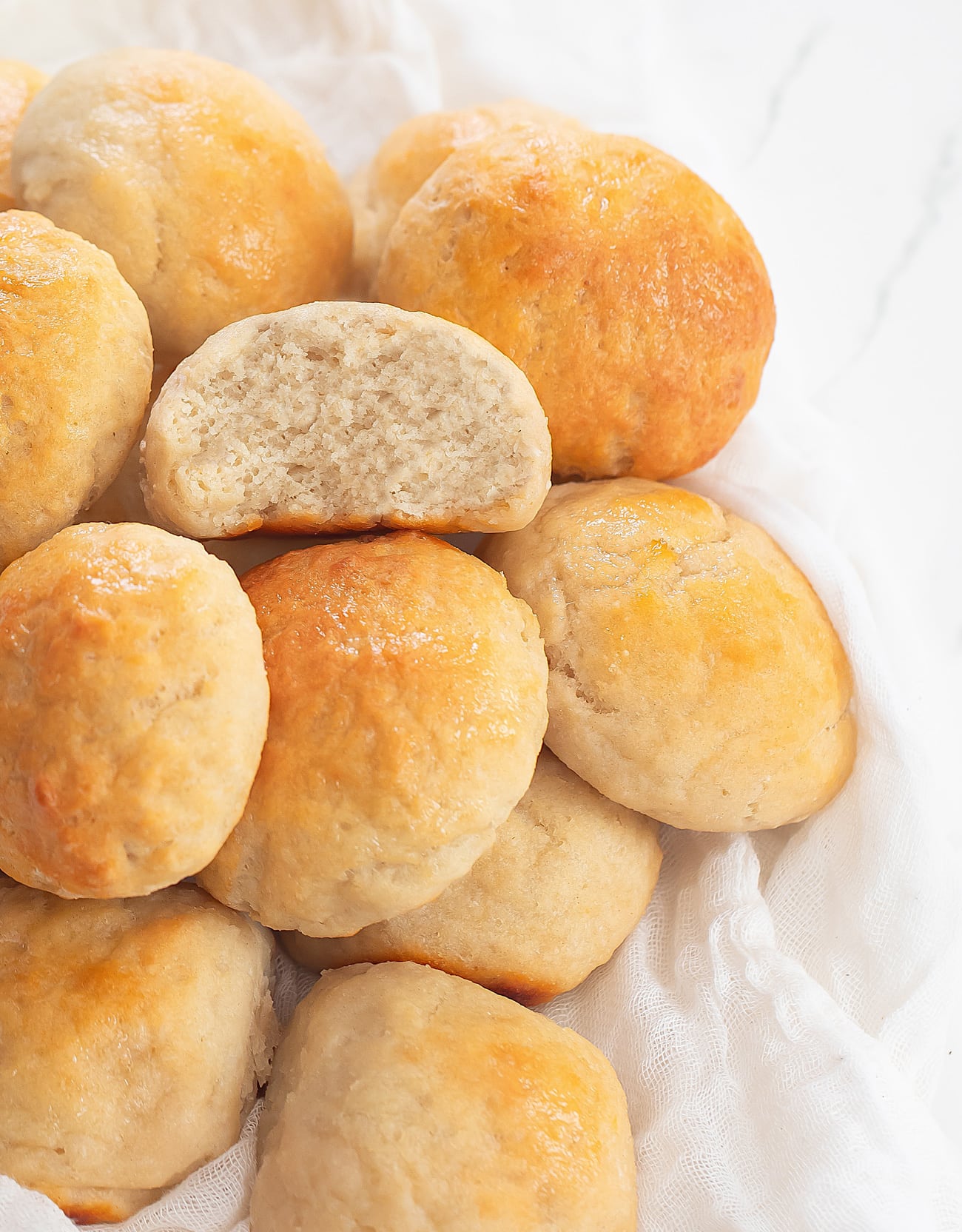 3 Ingredient Dinner Rolls (No Yeast or Eggs) - Kirbie's Cravings