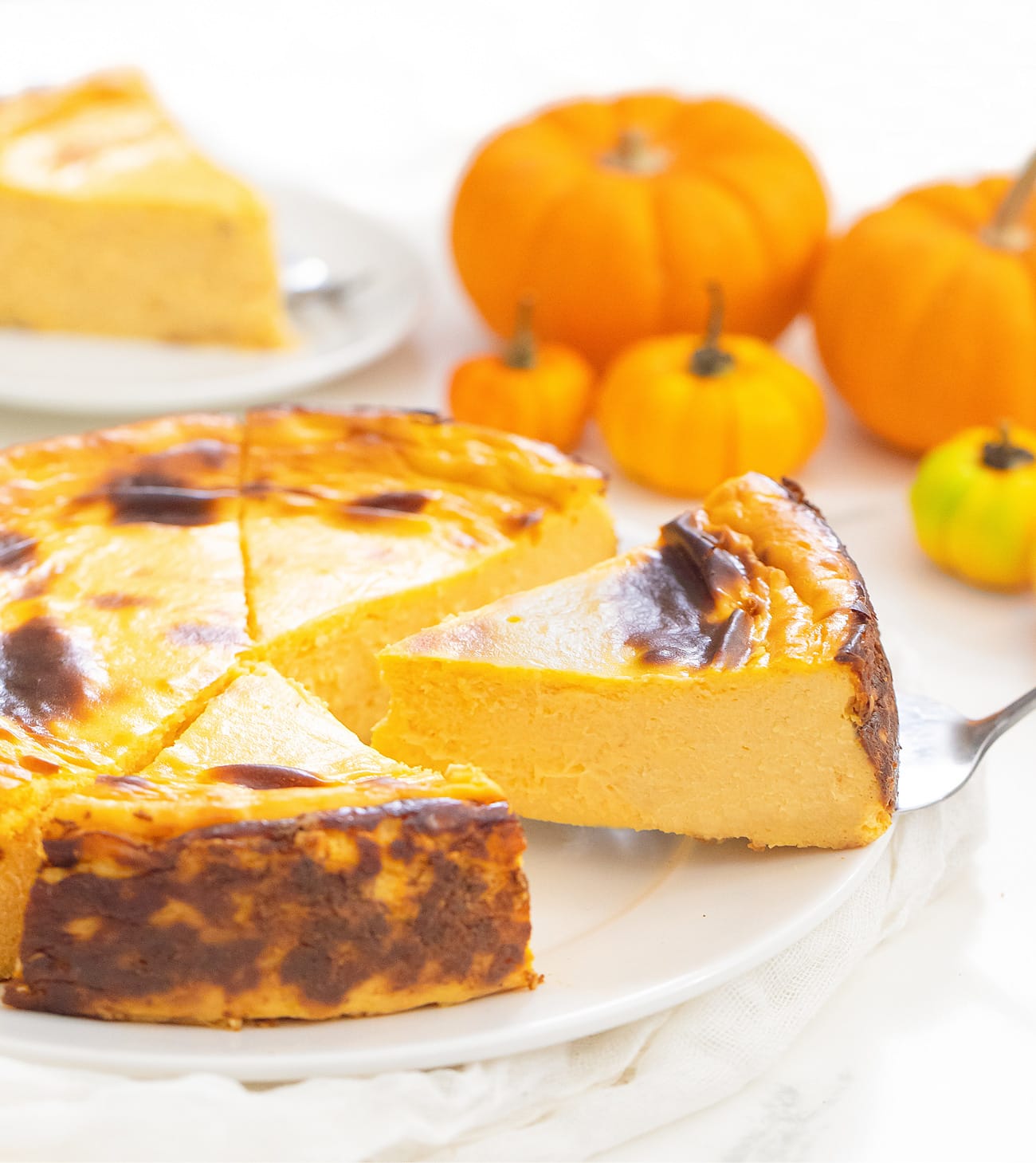 4 Ingredient Pumpkin Basque Cheesecake (No Flour or Heavy Cream ...