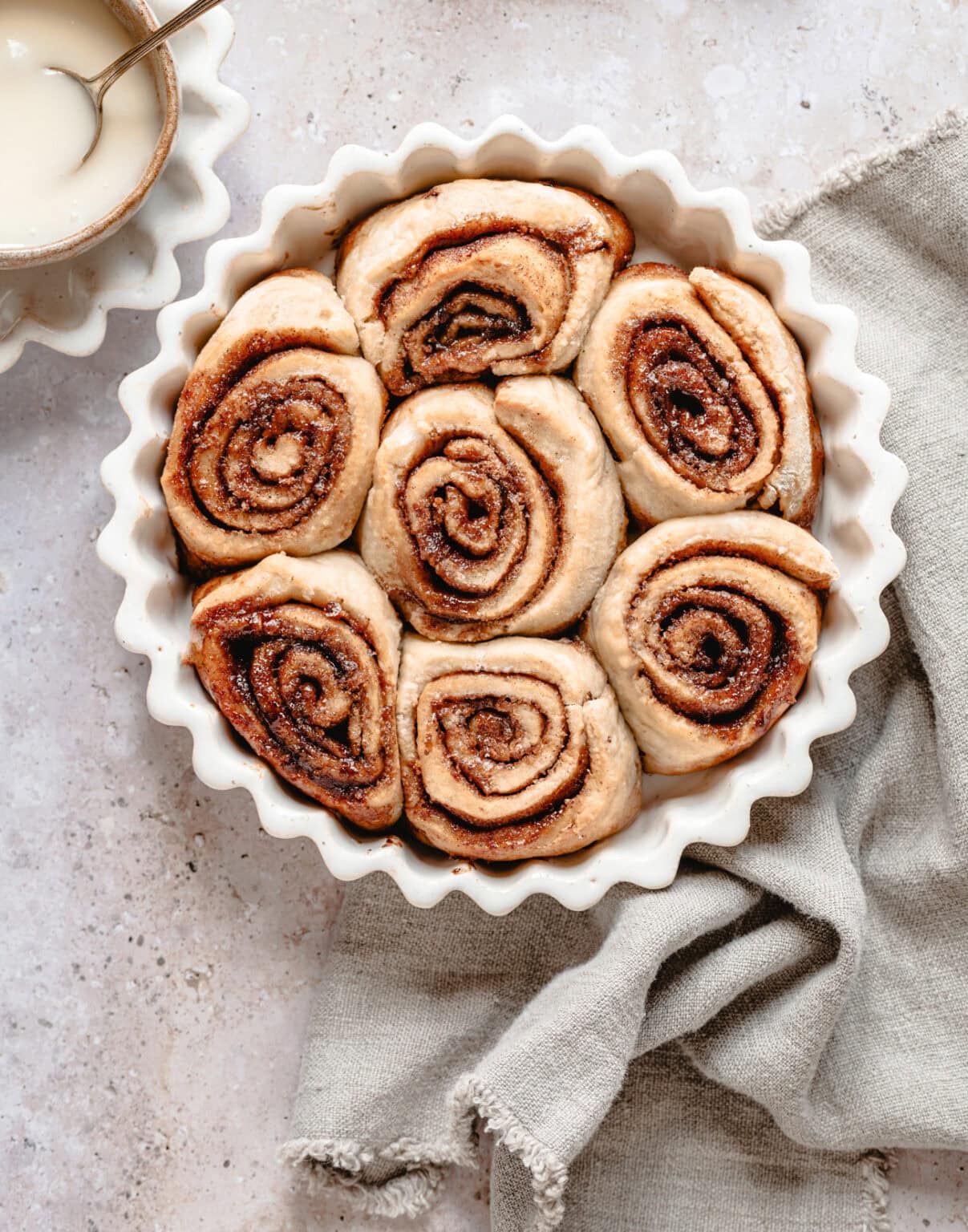 2 Ingredient Banana Bread Dough Cinnamon Rolls (No Yeast) - Kirbie's ...