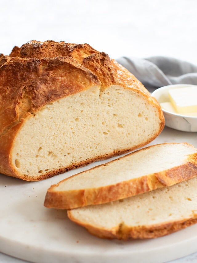 2 Ingredient Yogurt Bread (No Knead, No Yeast) - Kirbie's Cravings