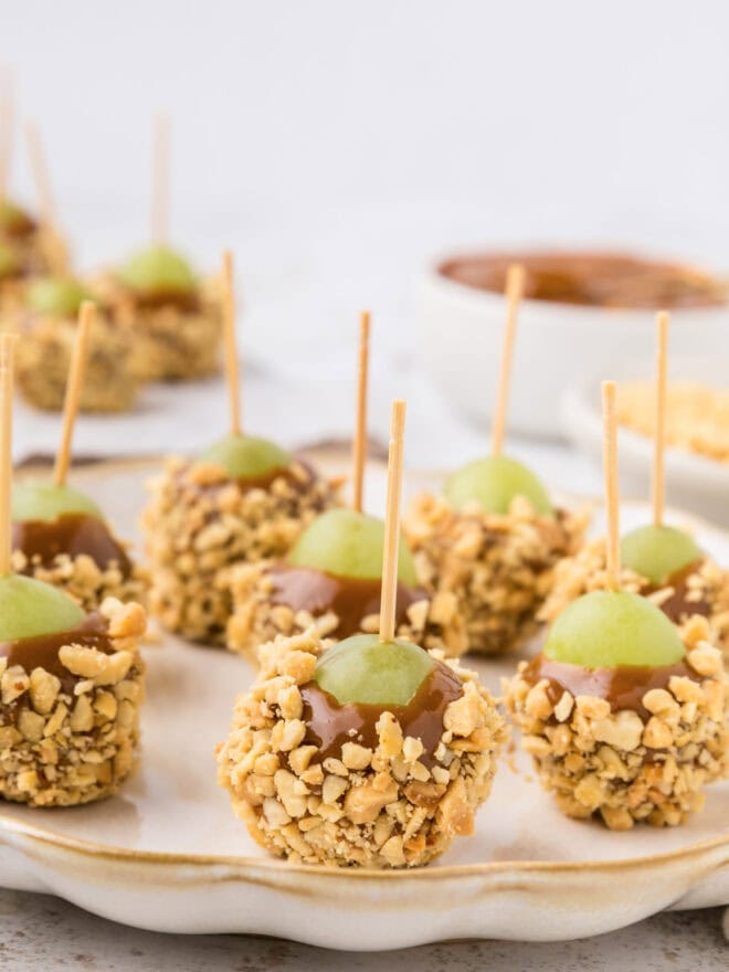 3 Ingredient Healthier Caramel Apple Grapes - Kirbie's Cravings