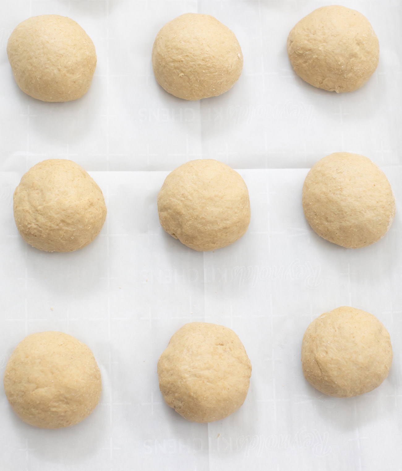 4 Ingredient Healthy Bread Rolls (No Yeast, No Knead) - Kirbie's Cravings
