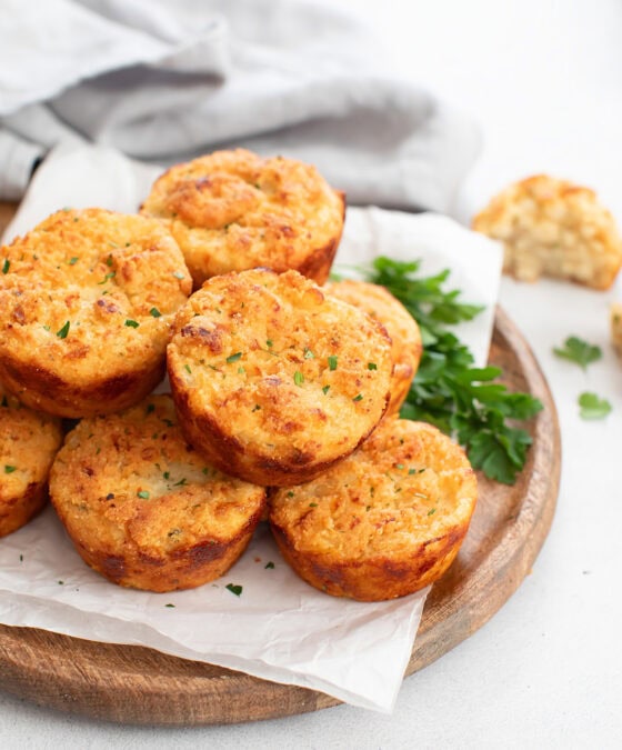 4 Ingredient Keto Garlic Biscuits - Kirbie's Cravings