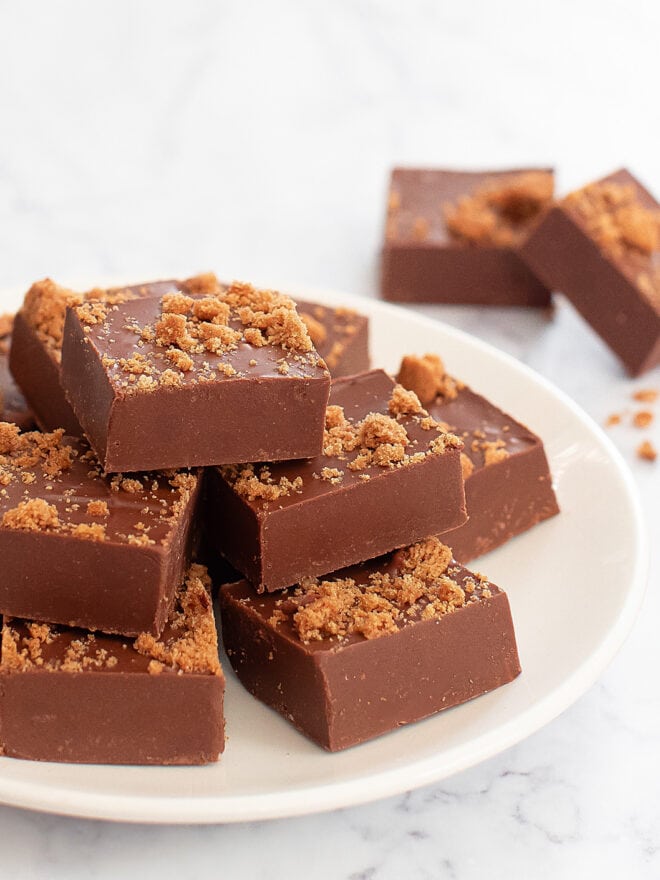 2 Ingredient Cookie Fudge - Kirbie's Cravings