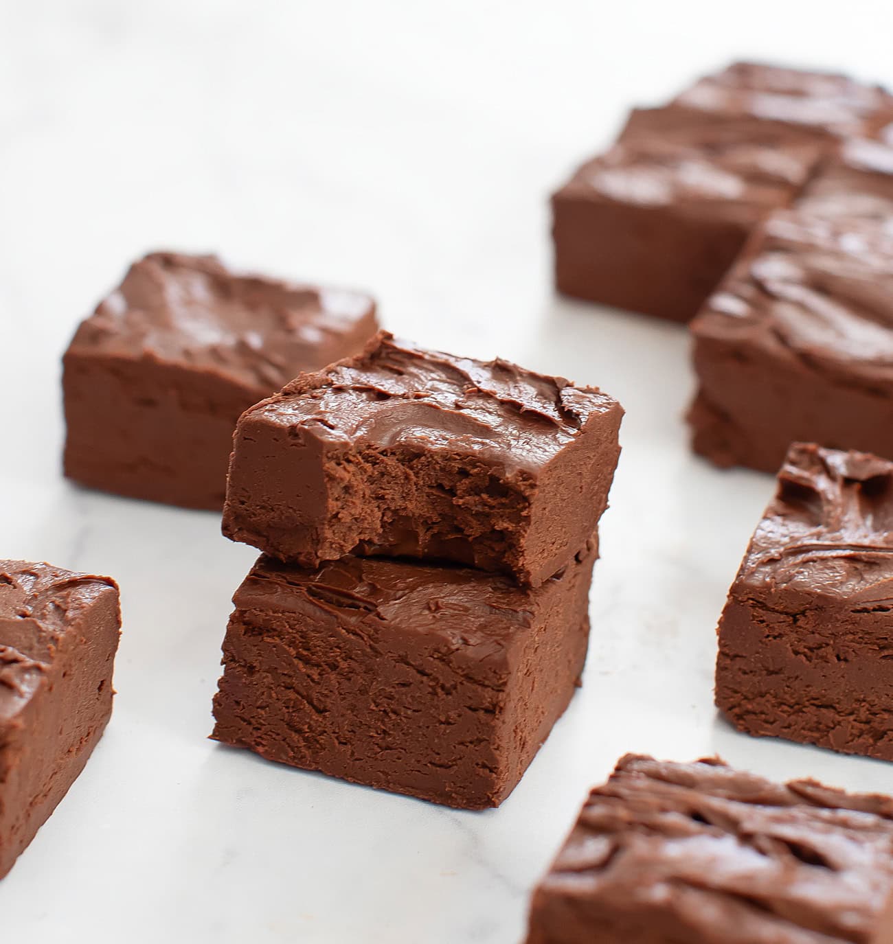 2 Ingredient Healthier Chocolate Fudge - Kirbie's Cravings