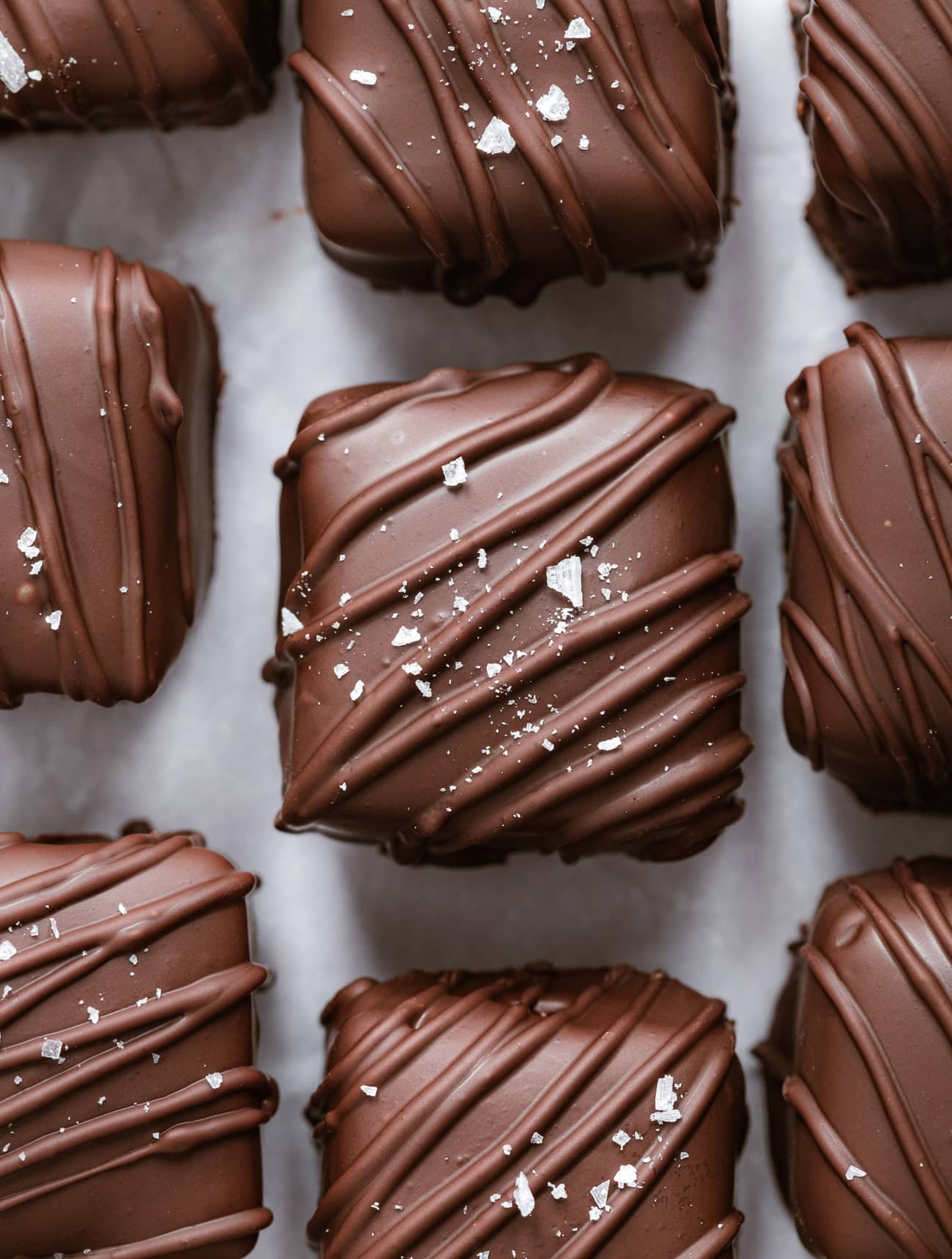 2 Ingredient Healthier Chocolate Candy Bars - Kirbie's Cravings