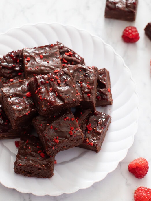 2 Ingredient Raspberry Chocolate Fudge - Kirbie's Cravings