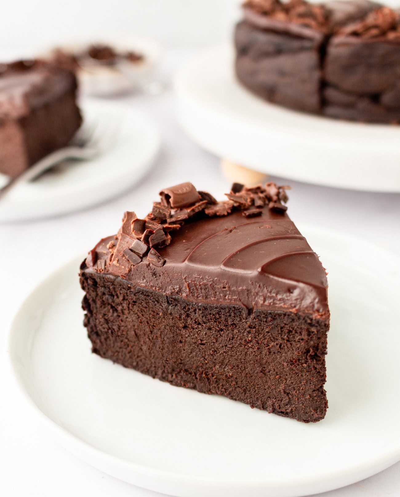 4 Ingredient Healthier Chocolate Cake - Kirbie's Cravings