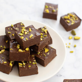 2 Ingredient Healthier Pistachio Fudge - Kirbie's Cravings