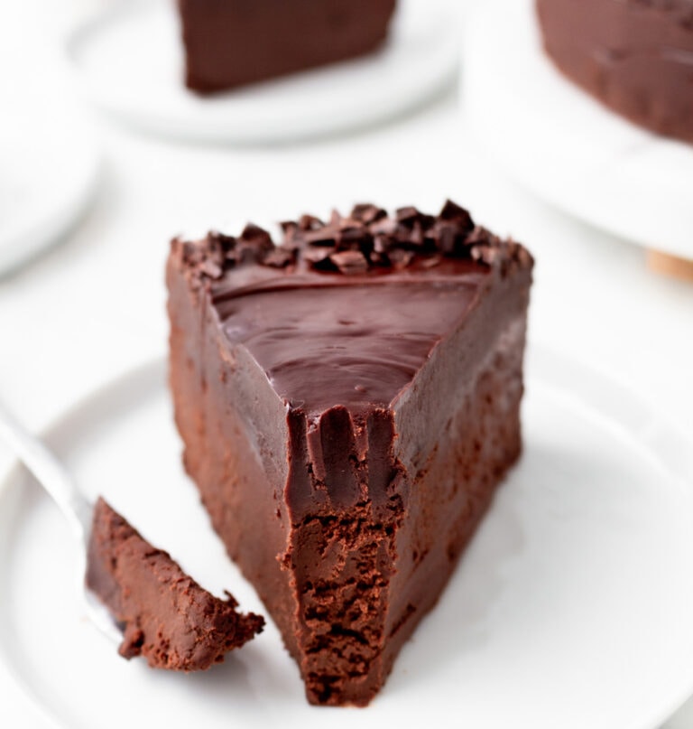 2 Ingredient No Bake Healthier Chocolate Cake - Kirbie's Cravings