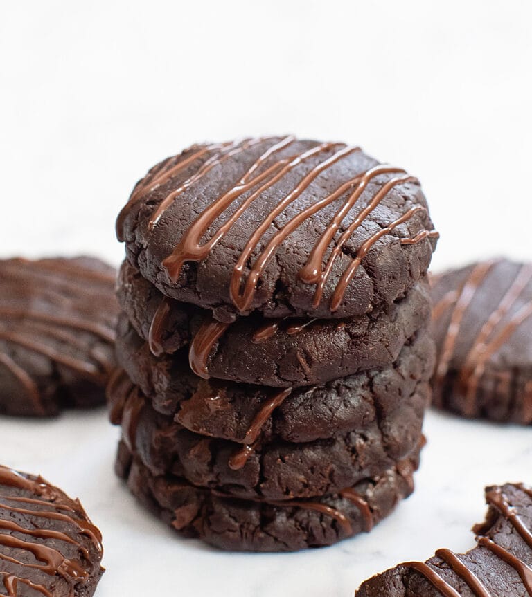 3 Ingredient No Bake Healthier Chocolate Cookies (No Flour, Eggs, Refined Sugar, Dairy, Butter ...