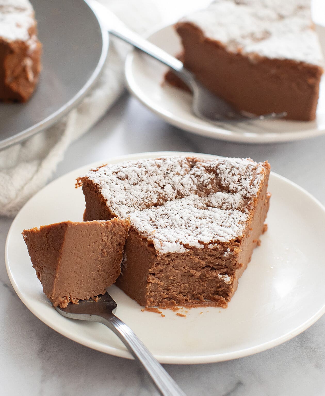 3 Ingredient Keto Chocolate Cottage Cheese Cake - Kirbie's Cravings