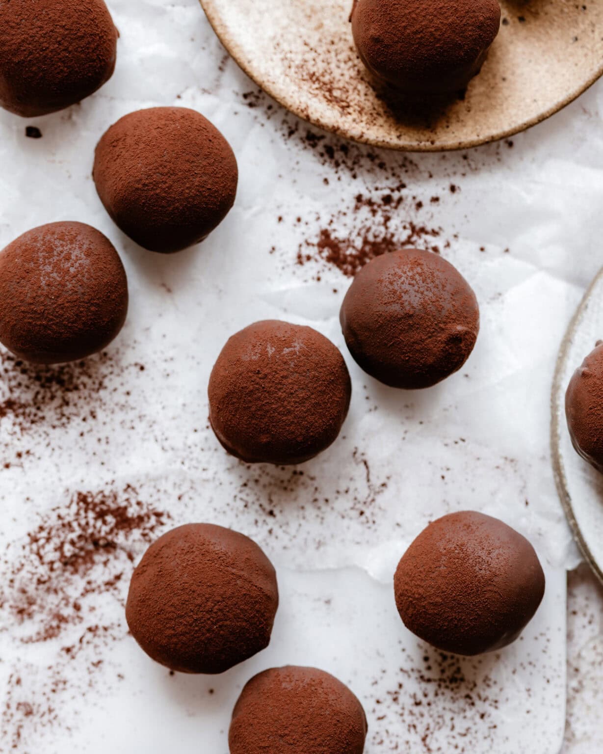 2 Ingredient Healthier Chocolate Truffles (No Refined Sugar, Eggs ...