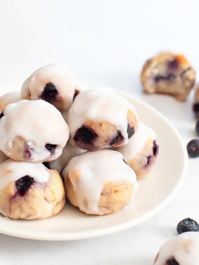 4 Ingredient Keto Blueberry Cottage Cheese Donuts - Kirbie's Cravings