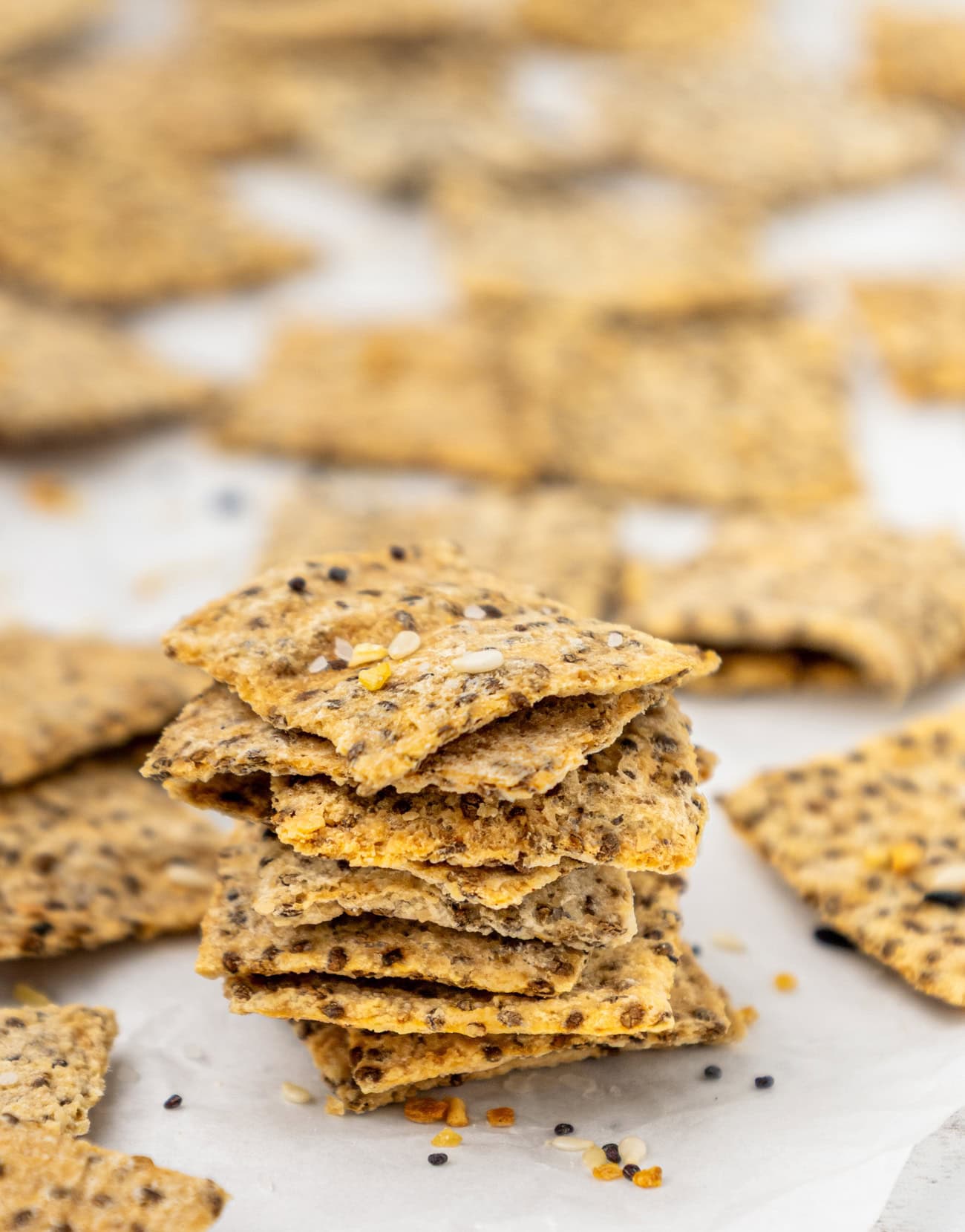 3 Ingredient Keto Crackers (No Eggs) - Kirbie's Cravings