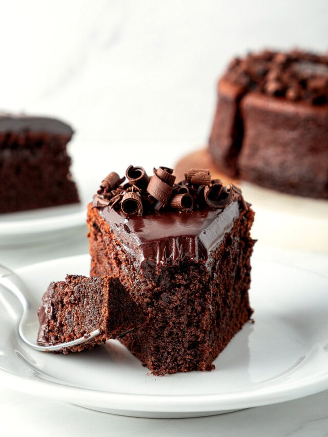 4 Ingredient Healthier Chocolate Cake (No Flour, Refined Sugar, Dairy ...