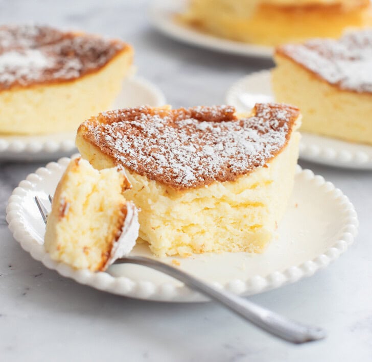3 Ingredient Fluffy Cottage Cheese Cake (No Flour, Butter or Oil ...