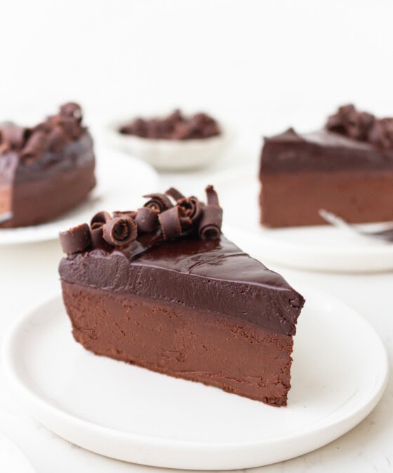 2 Ingredient Healthier No Bake Chocolate Cake (No Flour, Eggs, Dairy ...