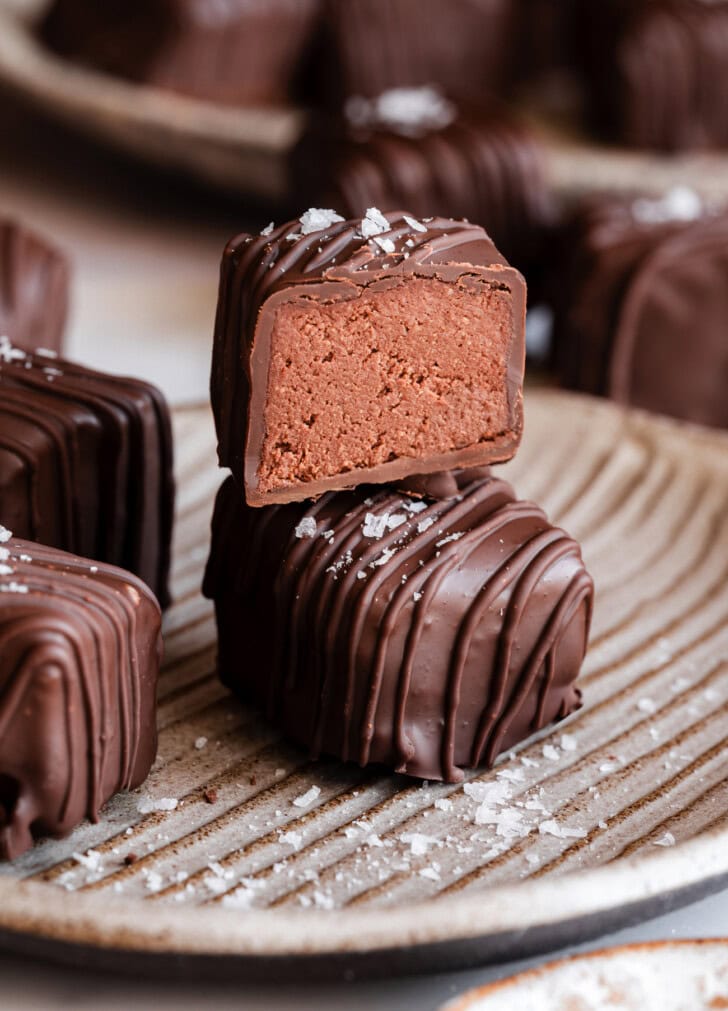 2 Ingredient Healthier Cottage Cheese Candy Bars (No Refined Sugar ...