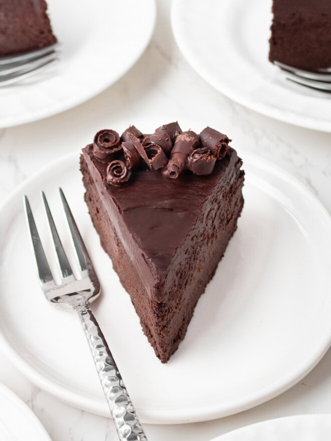 4 Ingredient Chocolate Cake (No Flour, Refined Sugar, Dairy, Butter or ...