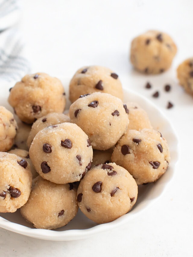 4 Ingredient No Bake Cookie Balls (No Wheat Flour, Eggs, Dairy, Refined ...