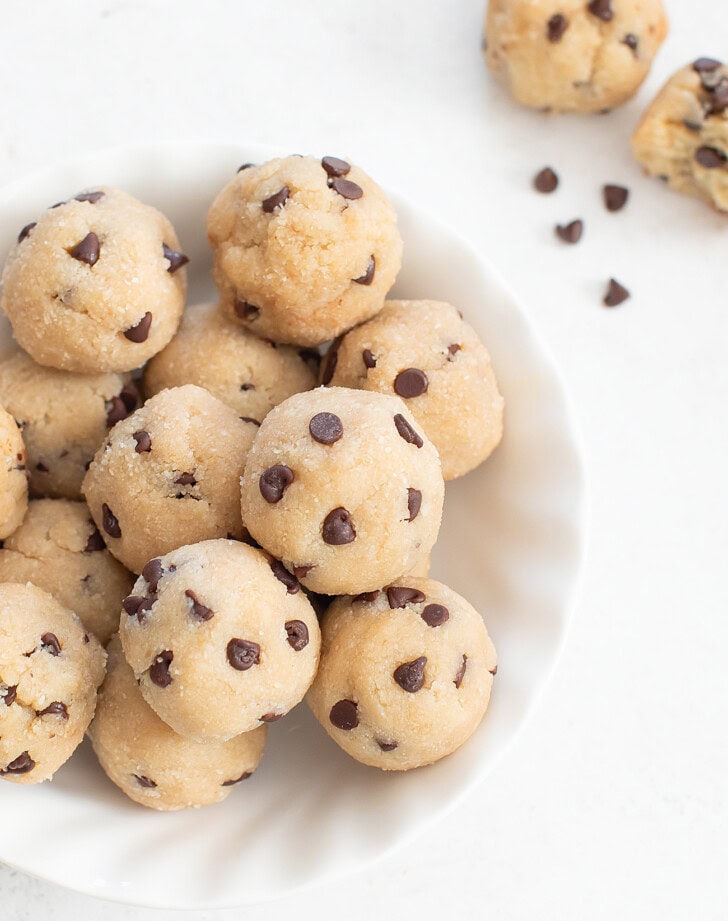 4 Ingredient No Bake Cookie Balls (No Wheat Flour, Eggs, Dairy, Refined ...