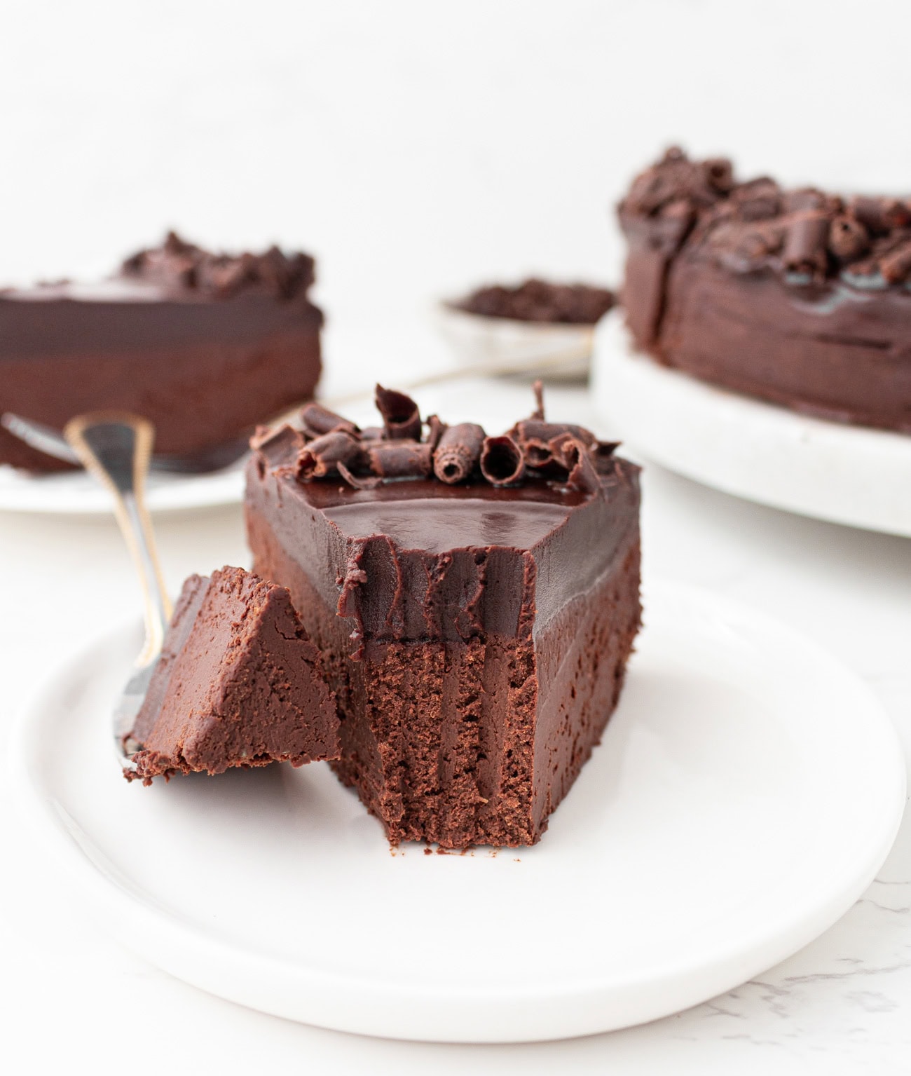 2 Ingredient No Bake Chocolate Cake (No Flour, Eggs, Dairy, Butter or ...