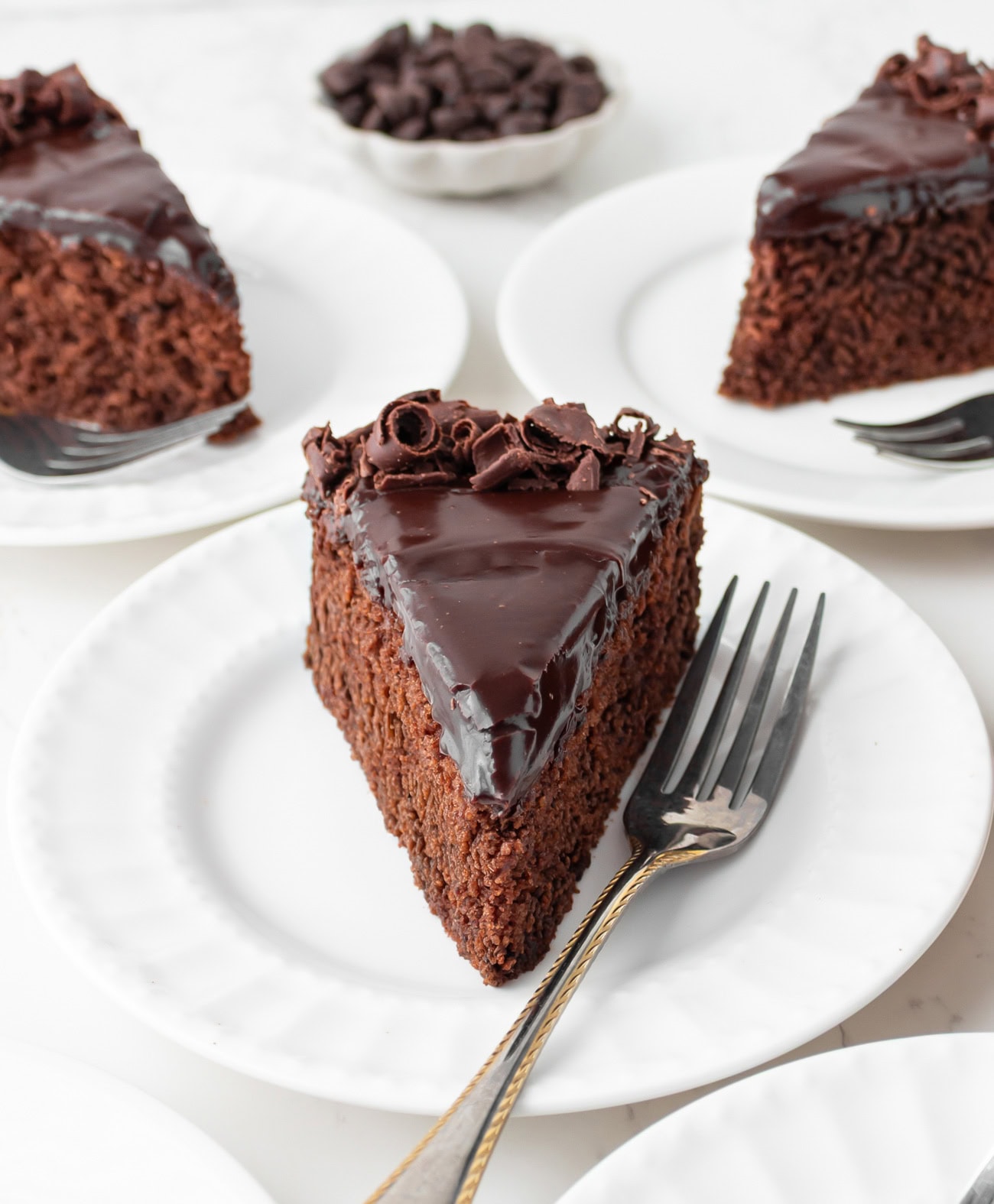 4 Ingredient Chocolate Cake (No Wheat Flour, Dairy, Butter or Oil ...