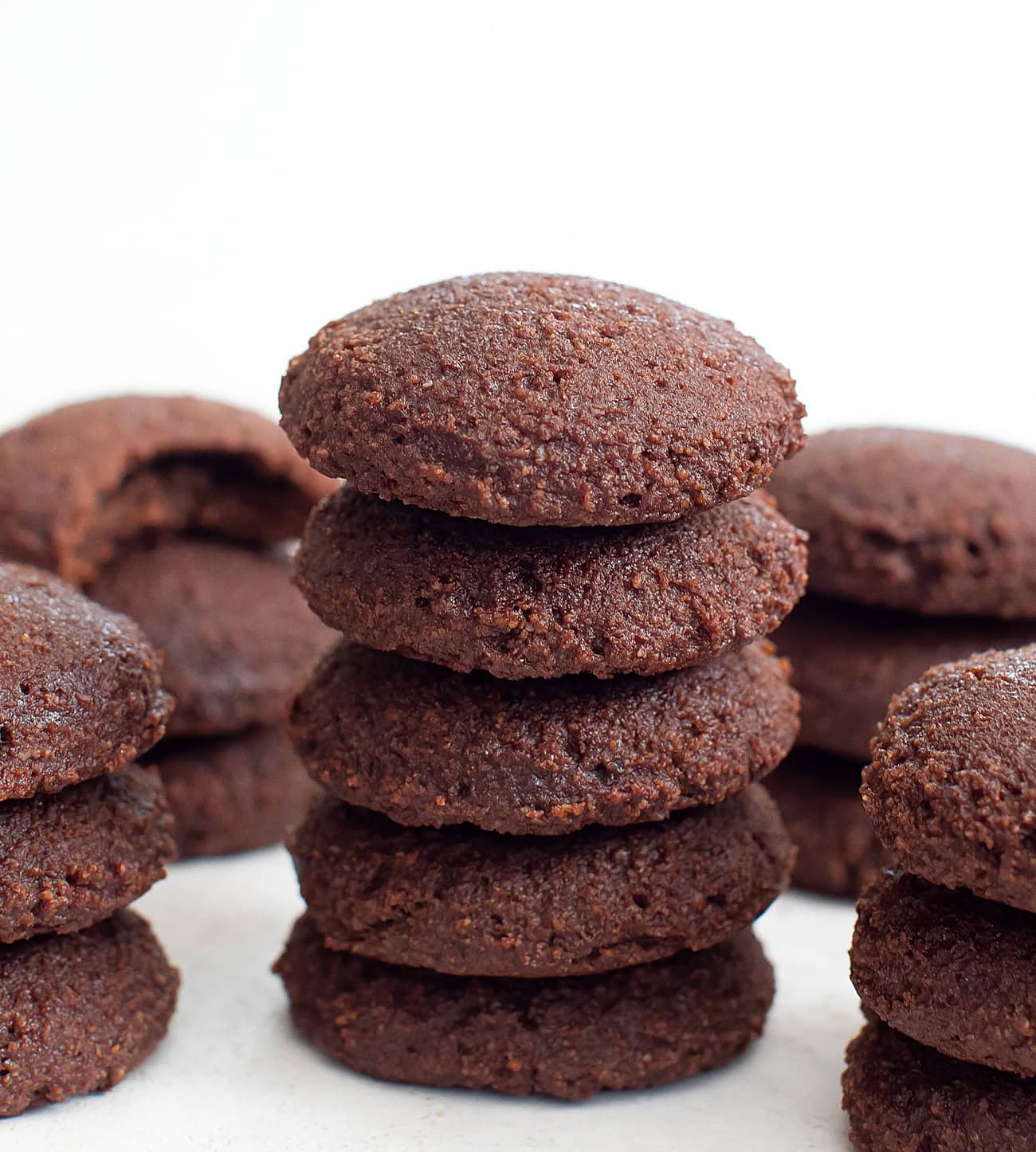 4 Ingredient Keto Chocolate Cottage Cheese Cookies - Kirbie's Cravings